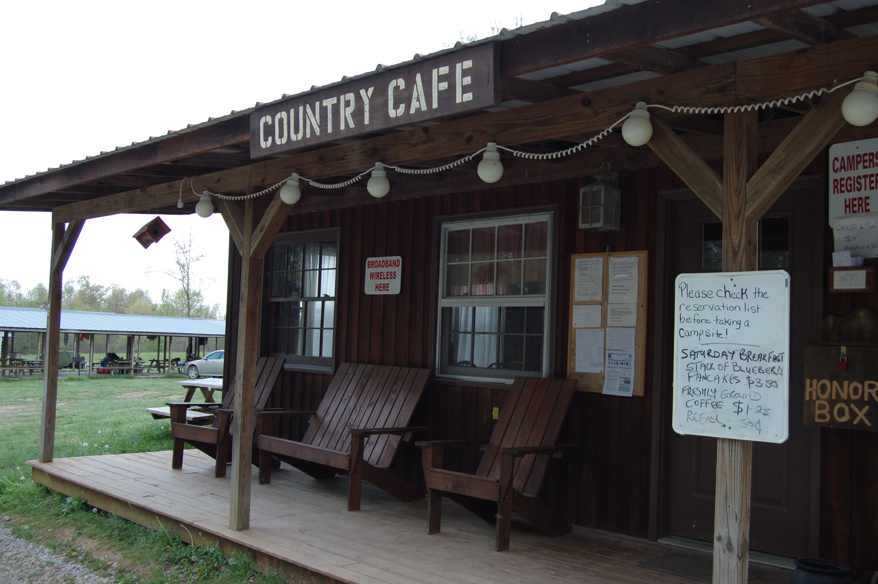 Lago Linda Cafe Menu 2024 | Red River Scramble